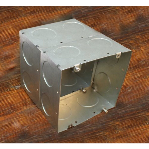 6 Square Extention Ring 3-1/2 Inch Deep 1/2 And 3/4 Inch Knockouts 635